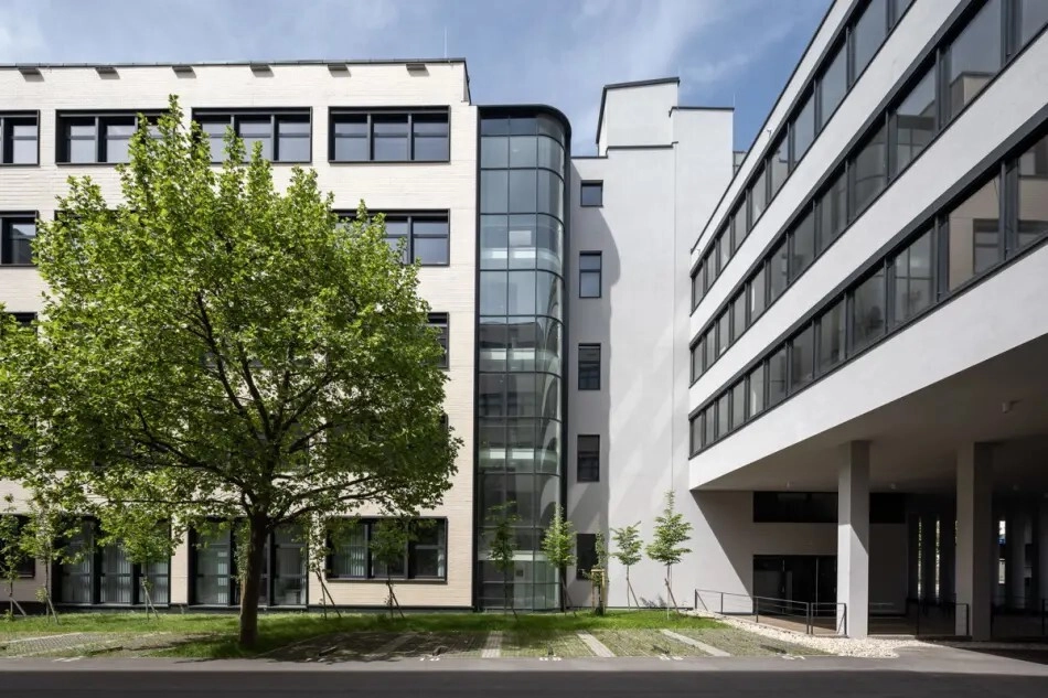 Inno Center retro - Spiegelfeld Immobilien